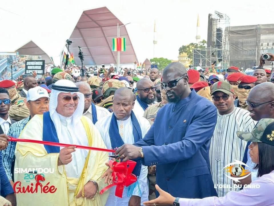 Conakry: Le Président Mamadi Doumbouya inaugure l'échangeur ...